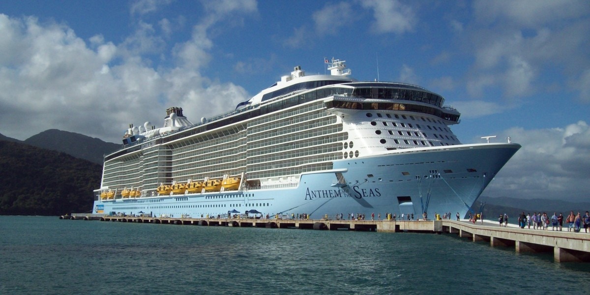 5 HUGE Differences Between A Ferry And A Cruise Ship Real Examples 5 HUGE Differences Between A Ferry And A Cruise Ship Real Examples