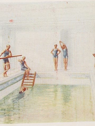 Titanic Swimming Pool Photos - Emma Cruises