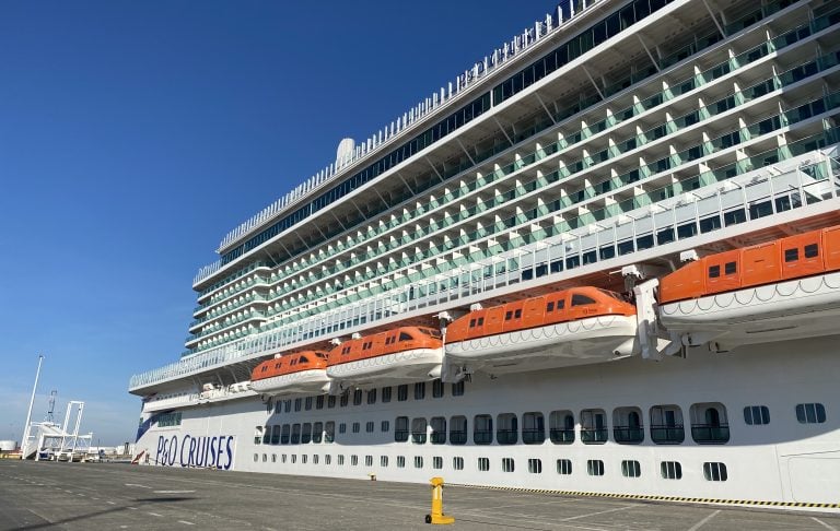 P&O Iona Cruise Photo Review - Ship, Food, Entertainment, and More ...