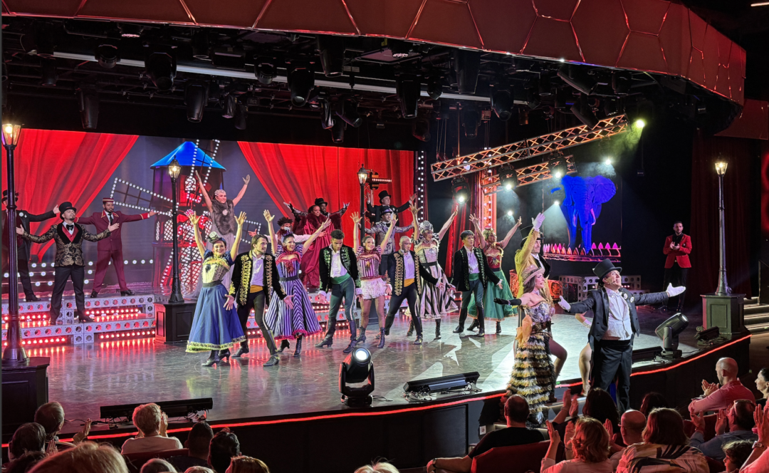 Don't Miss These 21 Types of Entertainment on Cruise Ships (Free, Paid ...