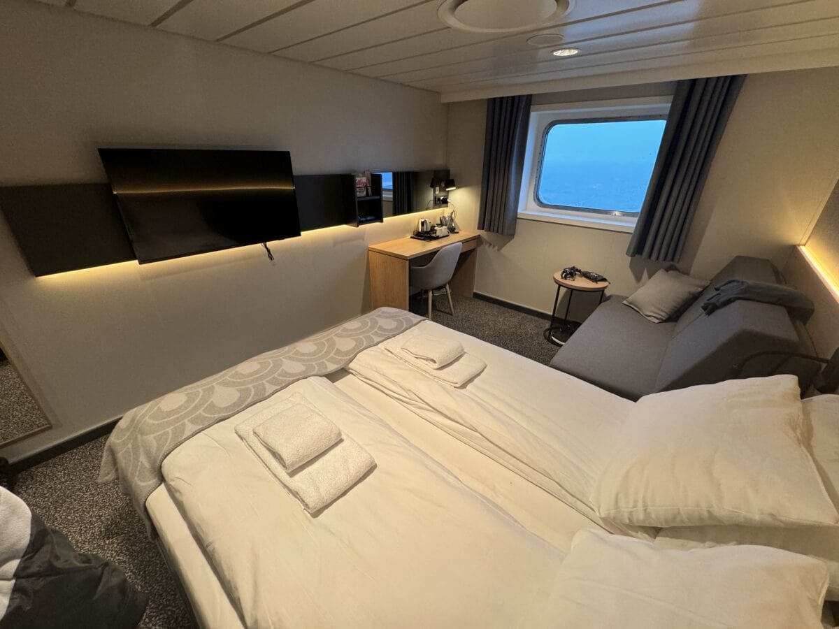 Havila Cabin Guide - Inside, Seaview, Panoramic View, Suites and ...