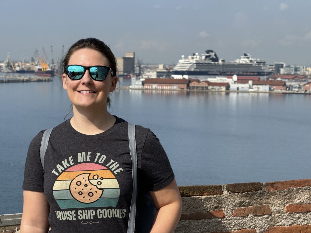 3 Reasons Why People Get Left Behind By Cruise Ships At The Port (It's ...