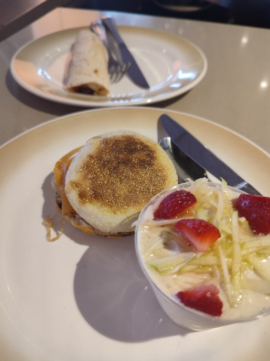 Breakfast Choices on Cruises: Main Dining Room vs. Buffet and Other ...